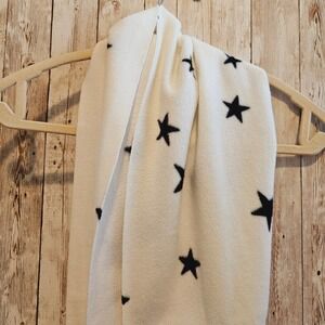 Old Navy | Accessories | Old Navy Winter Scarf | Poshmark